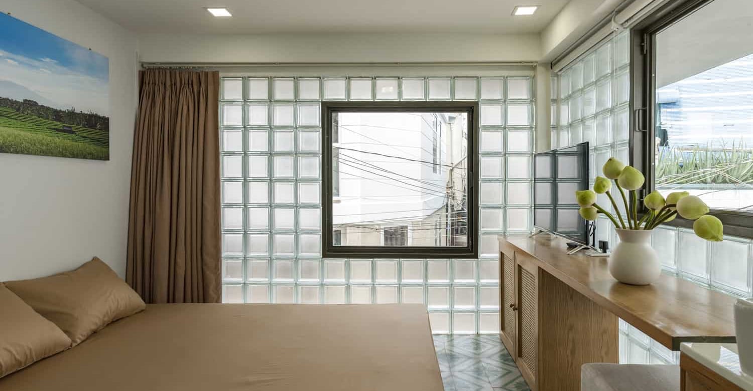 Saiba como usar tijolos de vidro | Blog Telhanorte